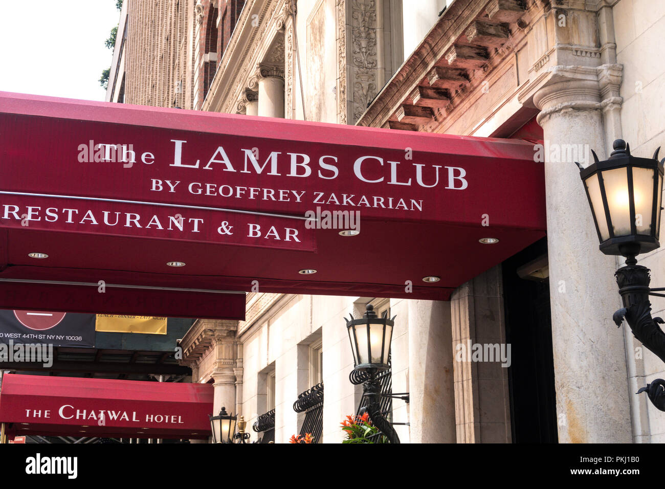 The Lambs Club Restaurant & Bar in New York City, USA Stock Photo - Alamy