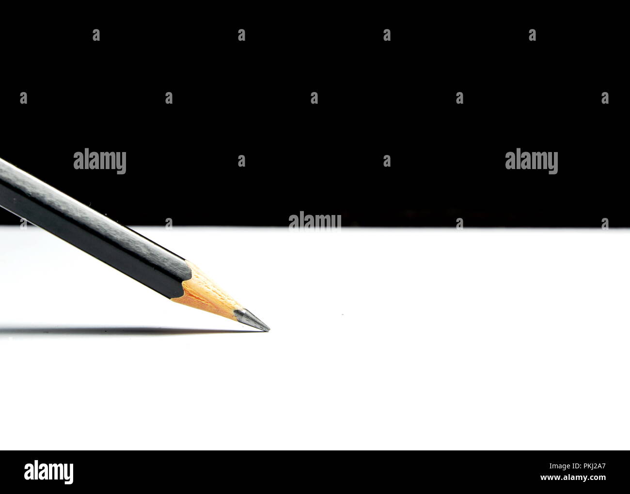 Broken fountain pen hi-res stock photography and images - Alamy