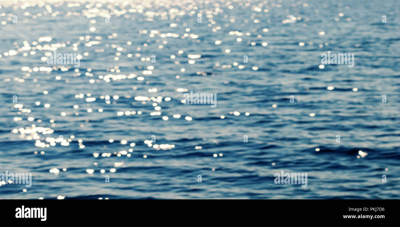 Ocean water blurred background Stock Photo - Alamy