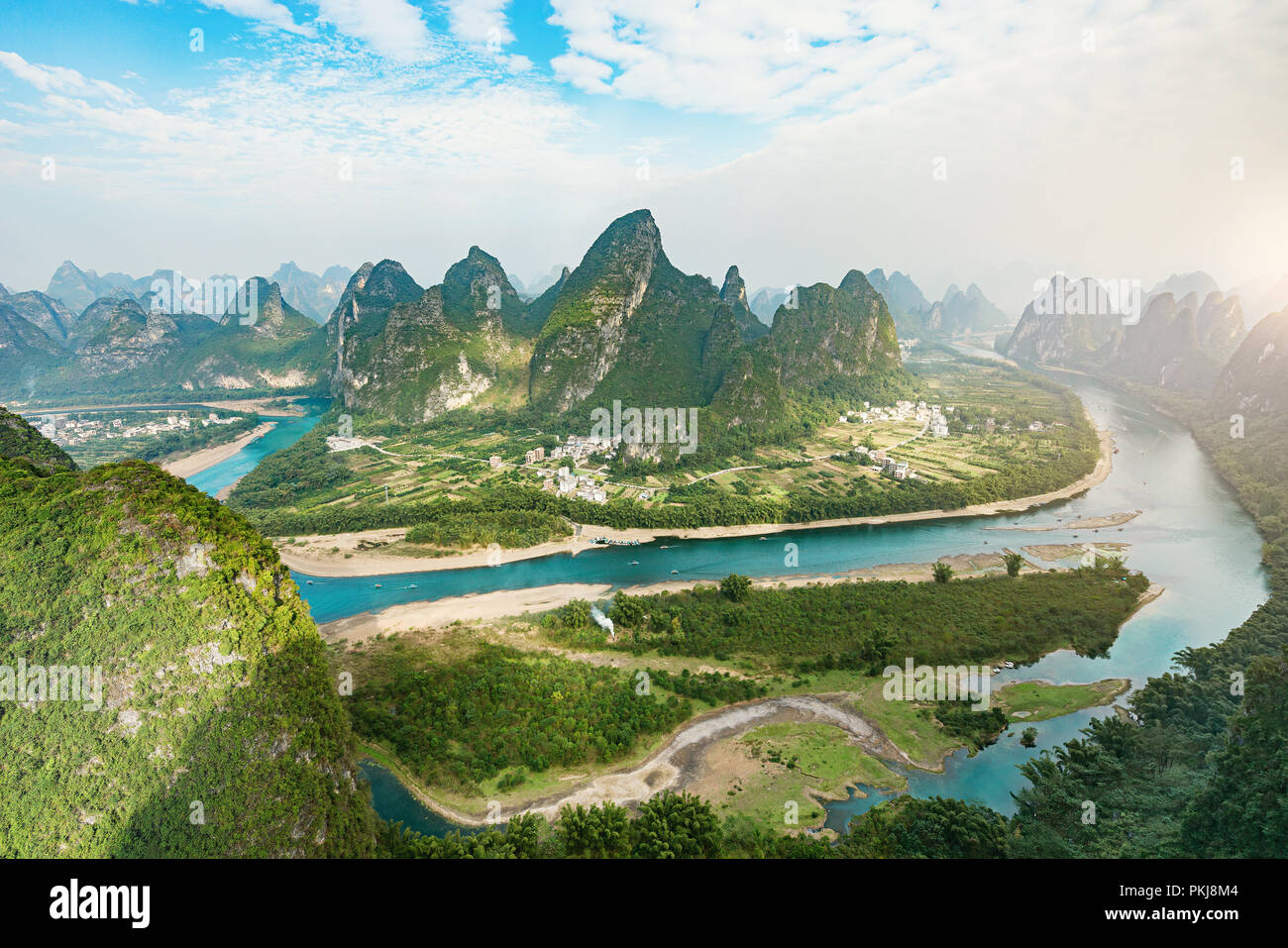 Li river gorge hi-res stock photography and images - Alamy