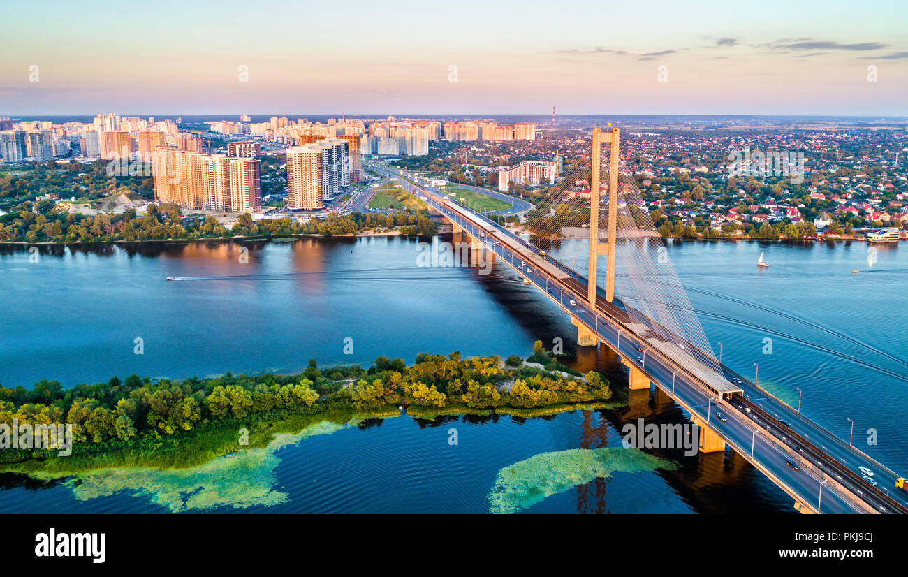 The Southern Bridge across the Dnieper in Kiev, Ukraine Stock Photo - Alamy