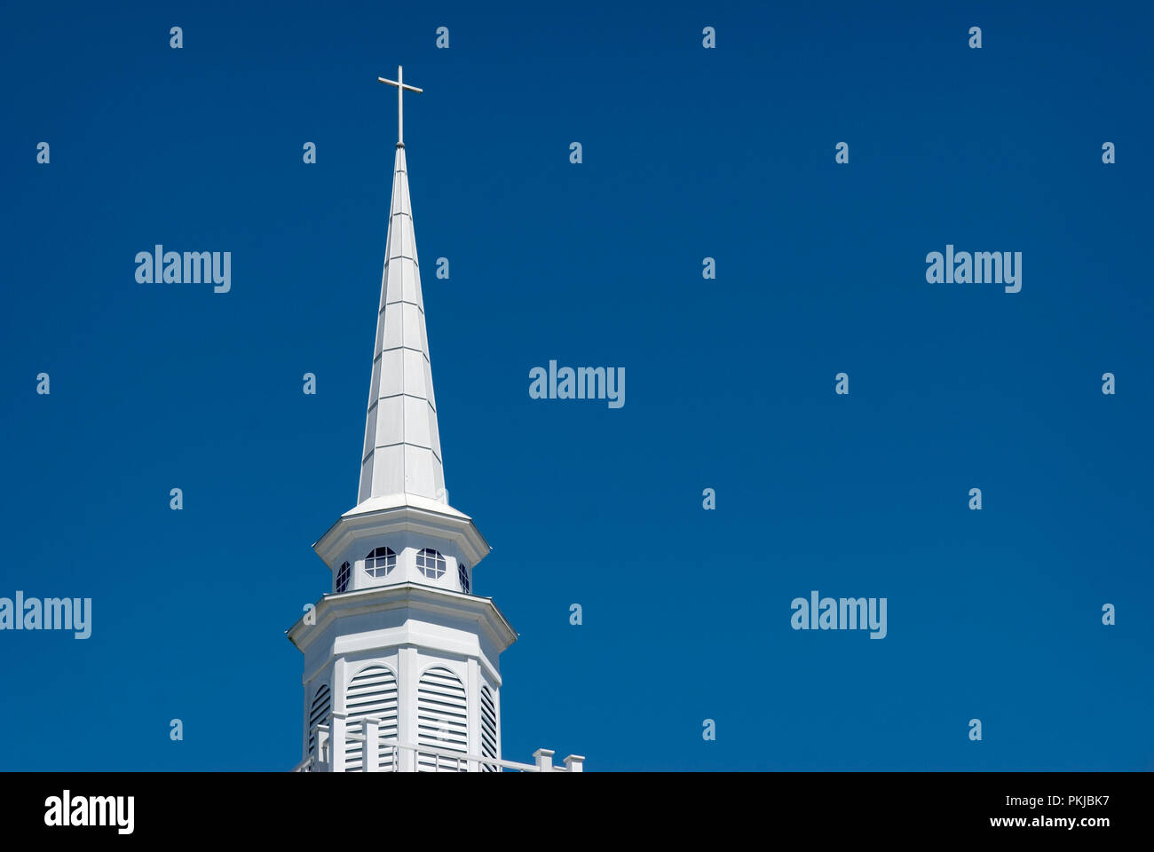 Christian church religious structure hi-res stock photography and ...