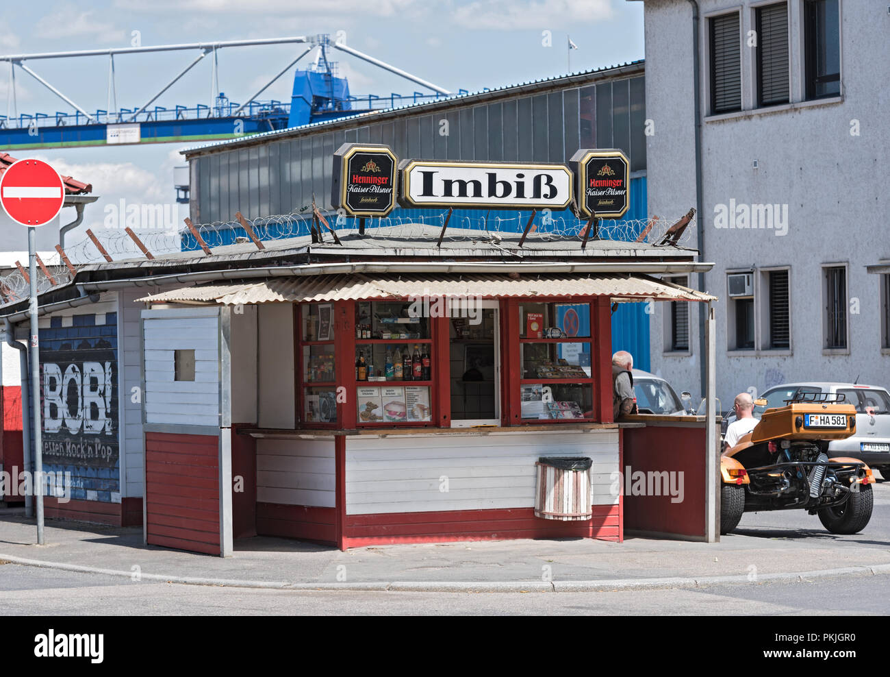 Outdoor kiosk design hi-res stock photography and images - Alamy