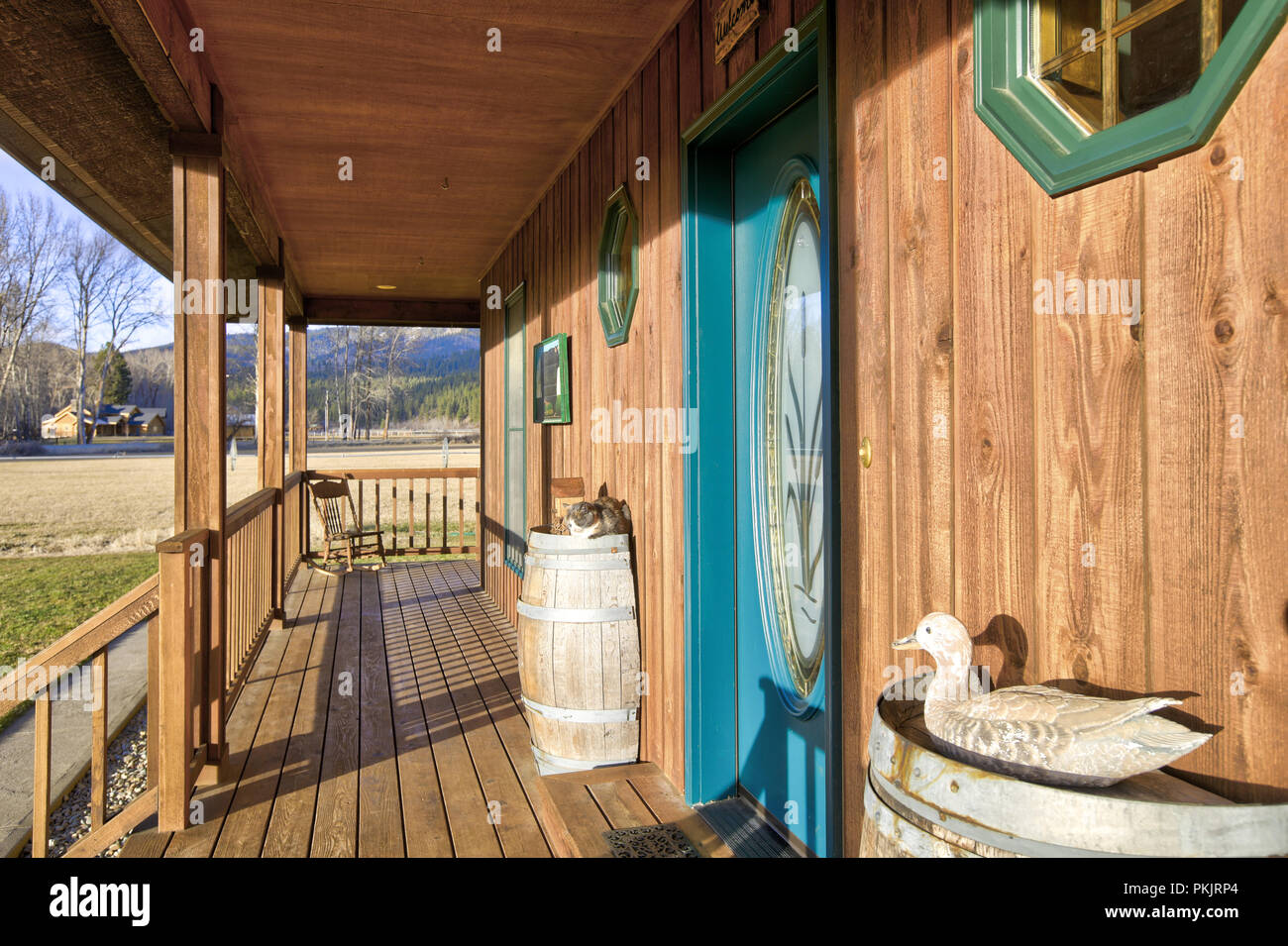 Stone ranch house hi-res stock photography and images - Alamy