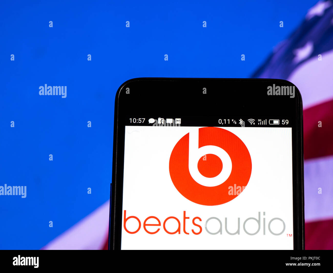 Beats logo hi-res stock photography and images - Alamy