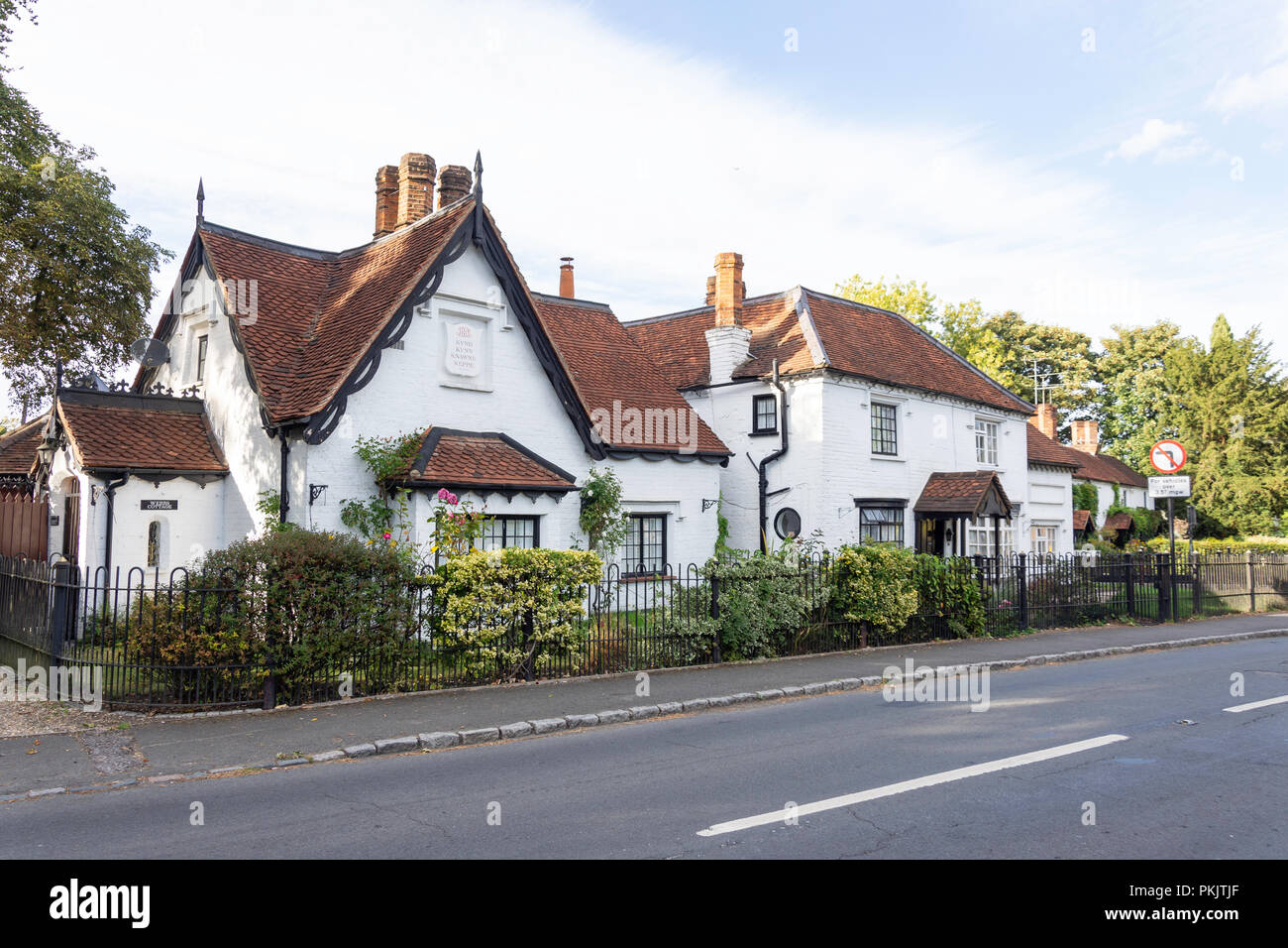 Fulmer hi-res stock photography and images - Alamy