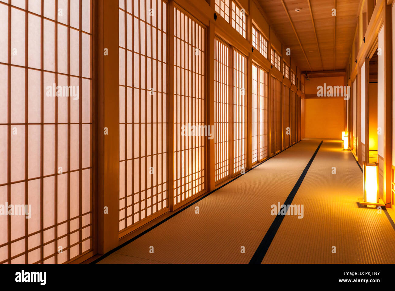 Japanese building styles hi-res stock photography and images - Alamy