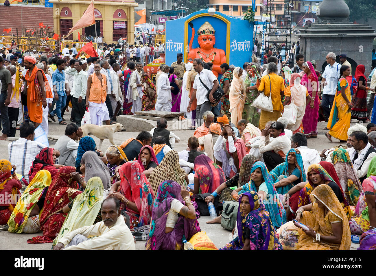 Rural crowd hi-res stock photography and images - Alamy