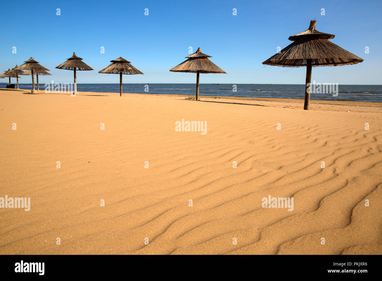 Beidaihe beach resort hi-res stock photography and images - Alamy