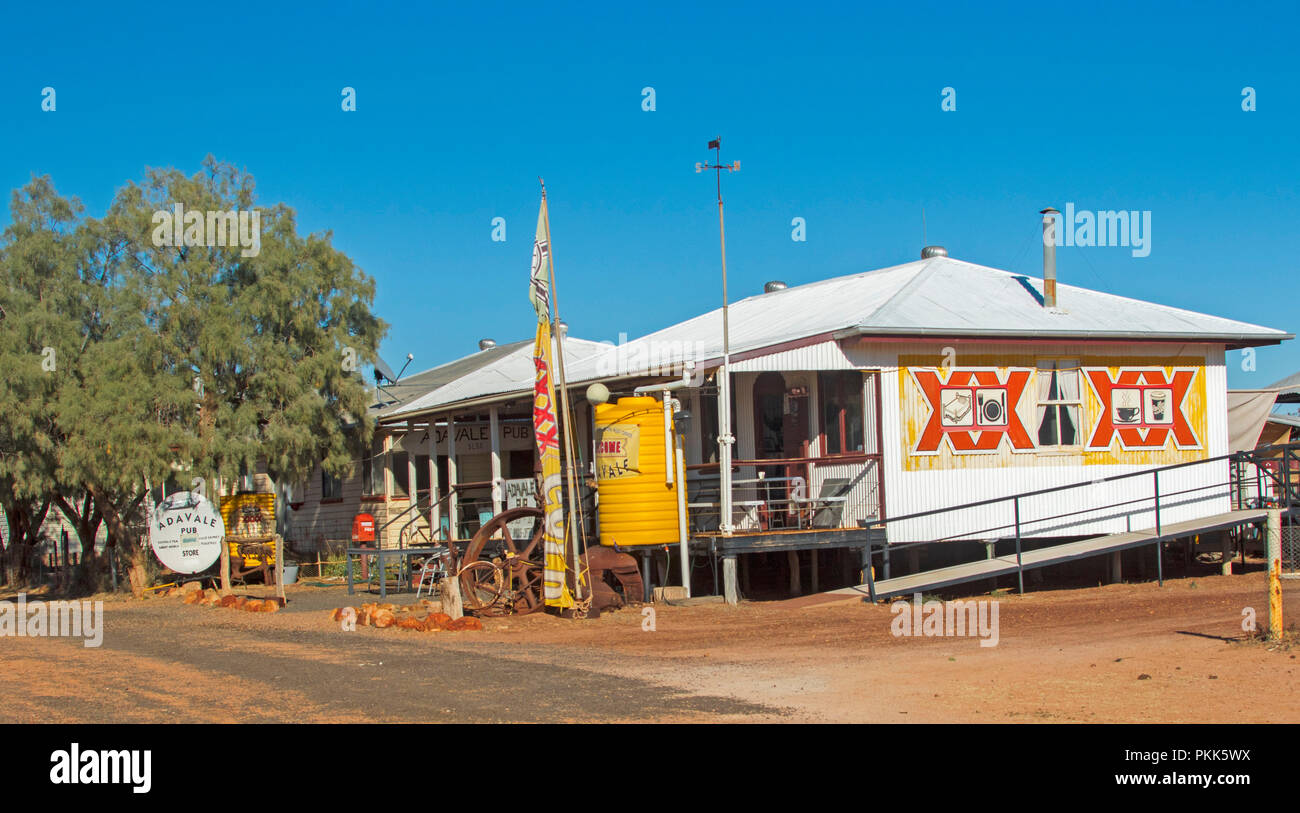 Australia outback hotel pub hi-res stock photography and images - Alamy