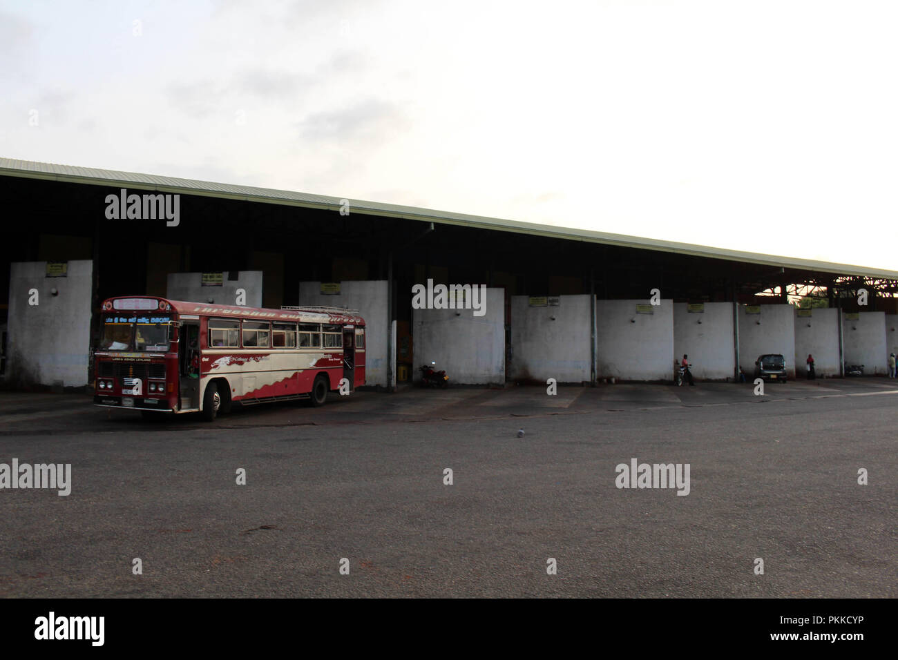 Translation: The Dambulla bus terminal, going to Sigiriya in the ...