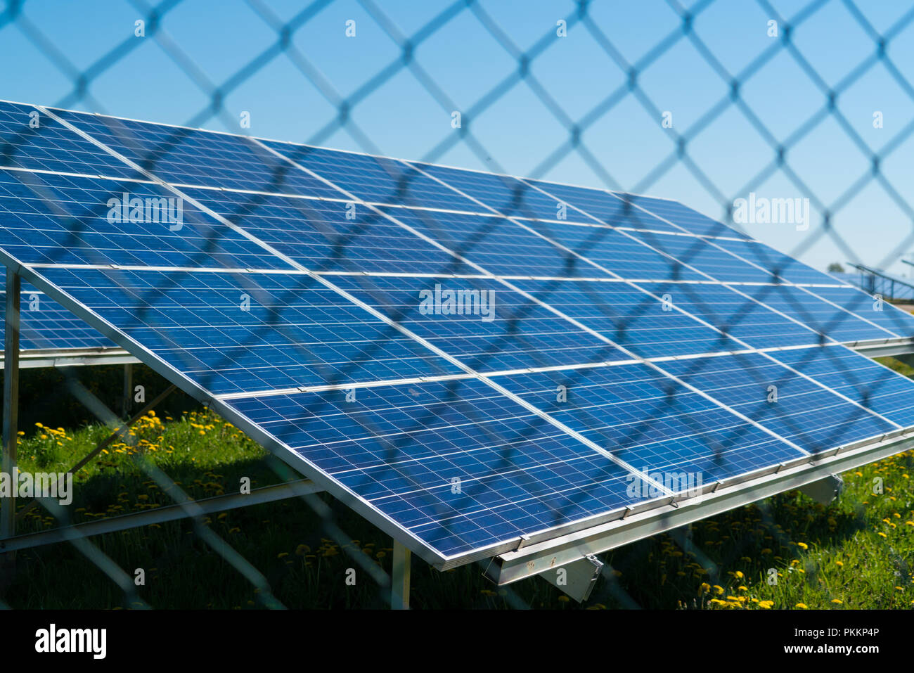 Photovoltaik Solar Cell Stock Photo - Alamy