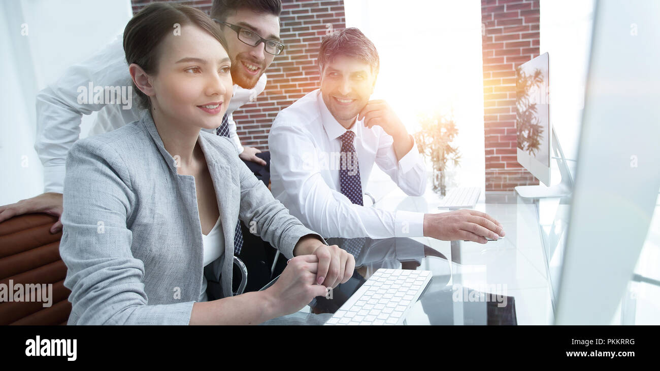 business team working in a computer room Stock Photo - Alamy