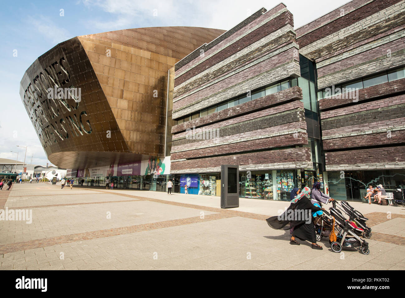The Welsh National Opera in Cardiff, Wales, UK Stock Photo - Alamy