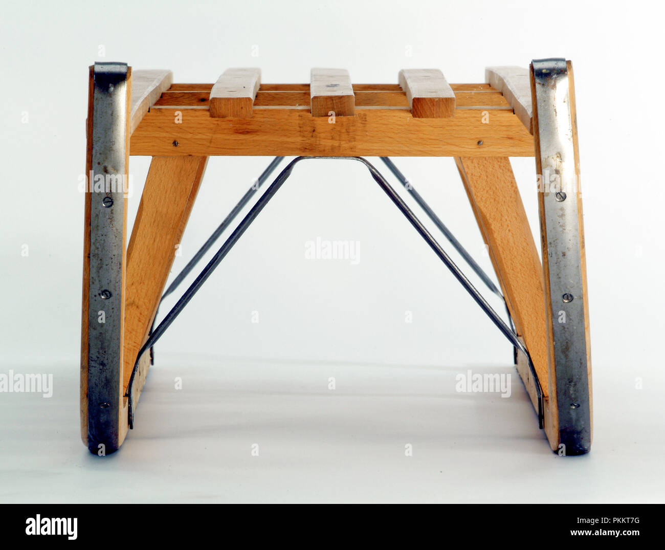 Cold front symbol weather hi-res stock photography and images - Alamy