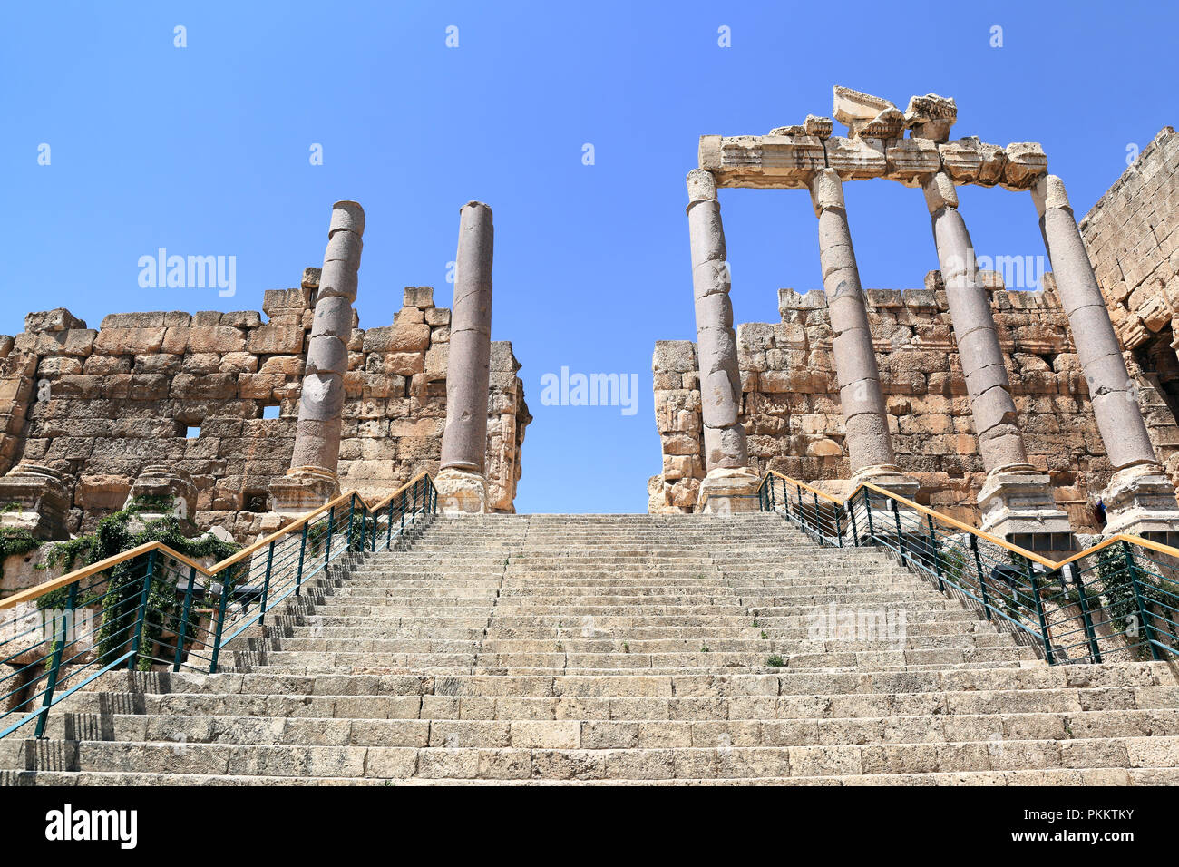 Baalbek lebanon hi-res stock photography and images - Alamy