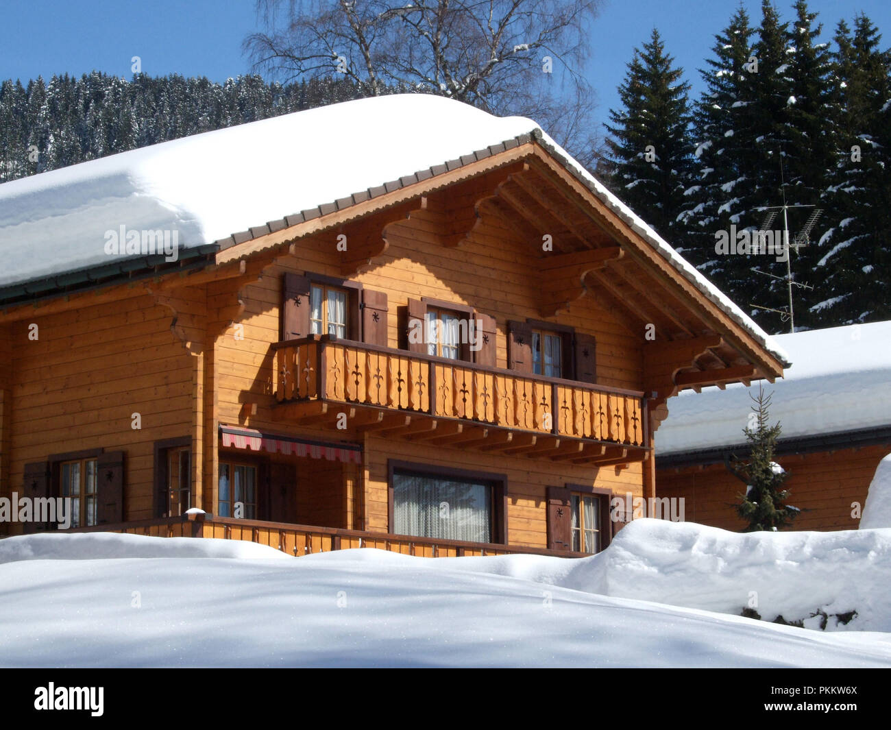 Wooden cottage in Swiss Alps Stock Photo - Alamy
