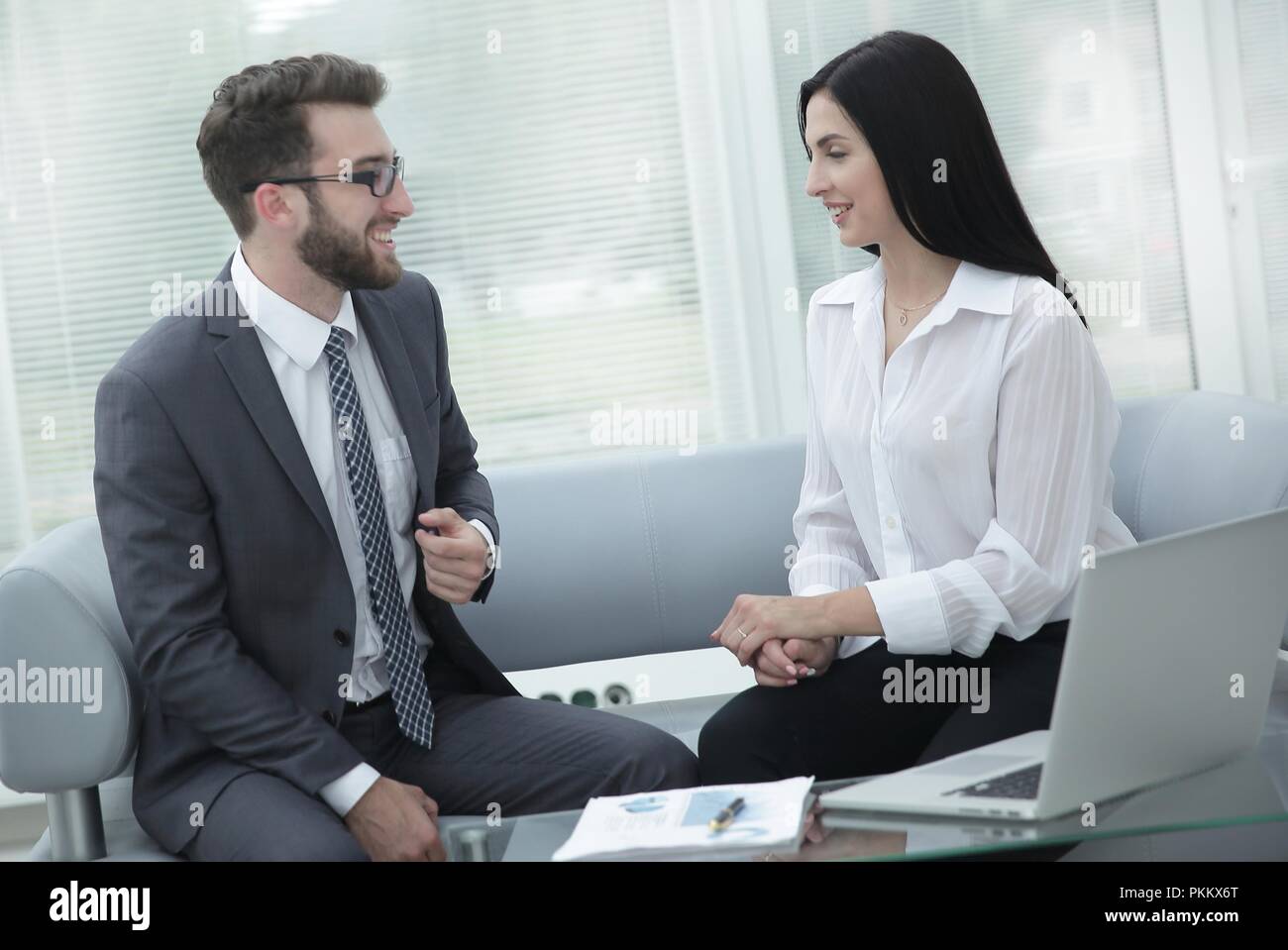 manager and customer talking in a modern office Stock Photo - Alamy