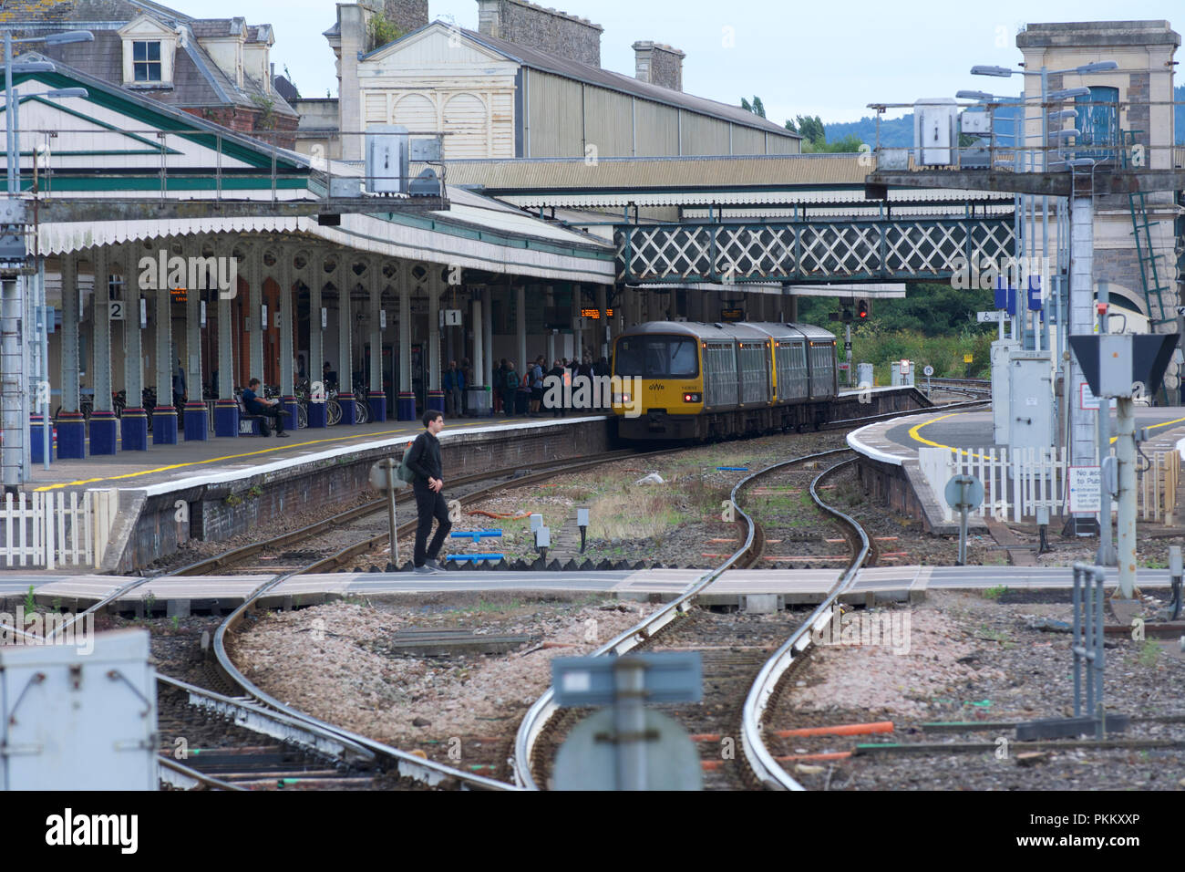 Red Cow level crossing, Exeter St Davids station ,Devon, UK Stock Photo ...
