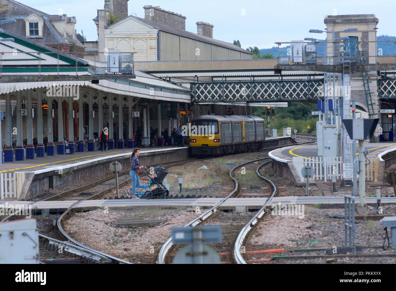 Exeter st davids station hi-res stock photography and images - Alamy