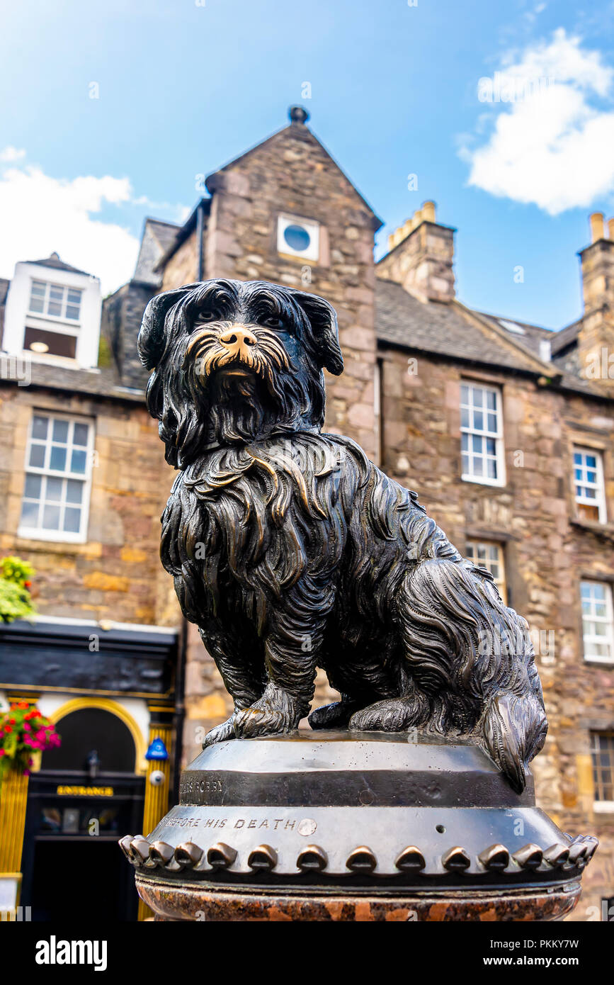 Bobby dog grave hi-res stock photography and images - Alamy