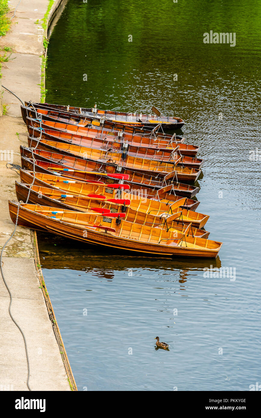 Durham city centre street scene along River Wear and New Elvet Bridge ...