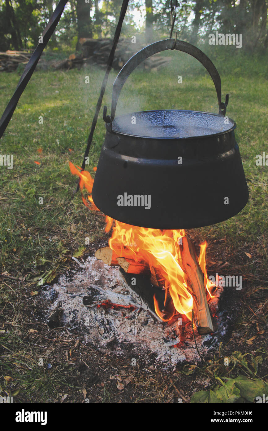 Outdoor cooking over campfire in Gerrmany Stock Photo - Alamy