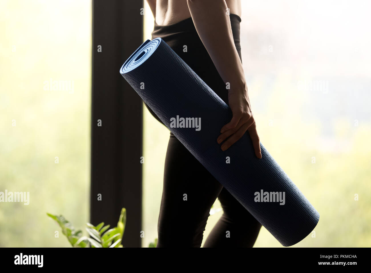 Yoga mat close up hi-res stock photography and images - Alamy