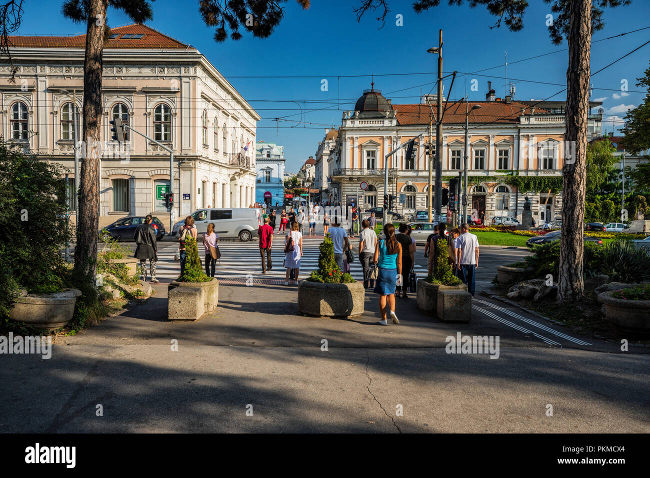 Belgrade Serbia, people walking across a Pariska street Stock Photo - Alamy