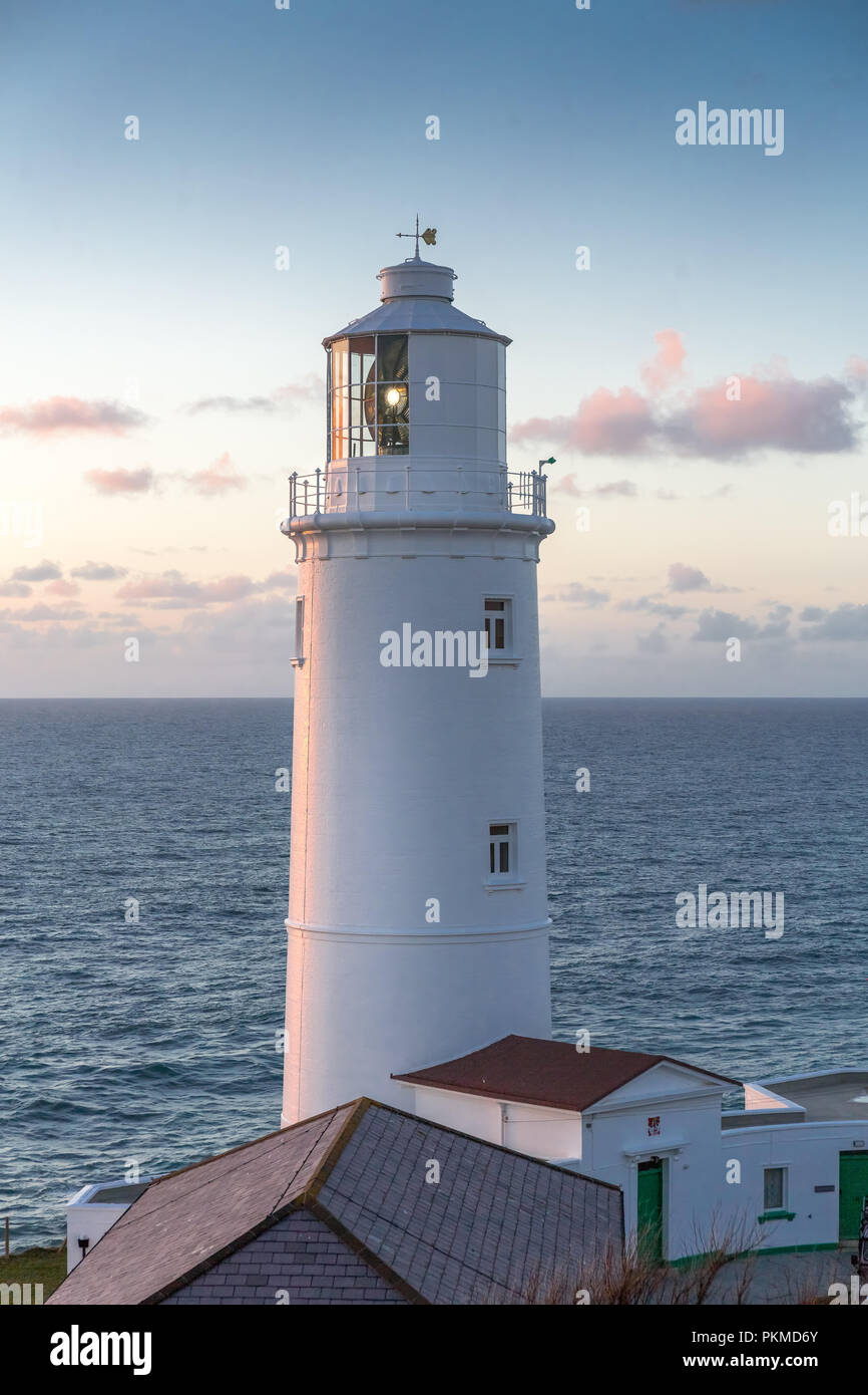 Trevose head lighthouse cornwall hi-res stock photography and images ...