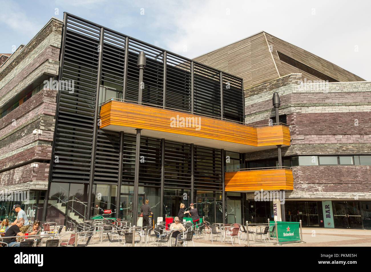 Welsh national opera hi-res stock photography and images - Alamy