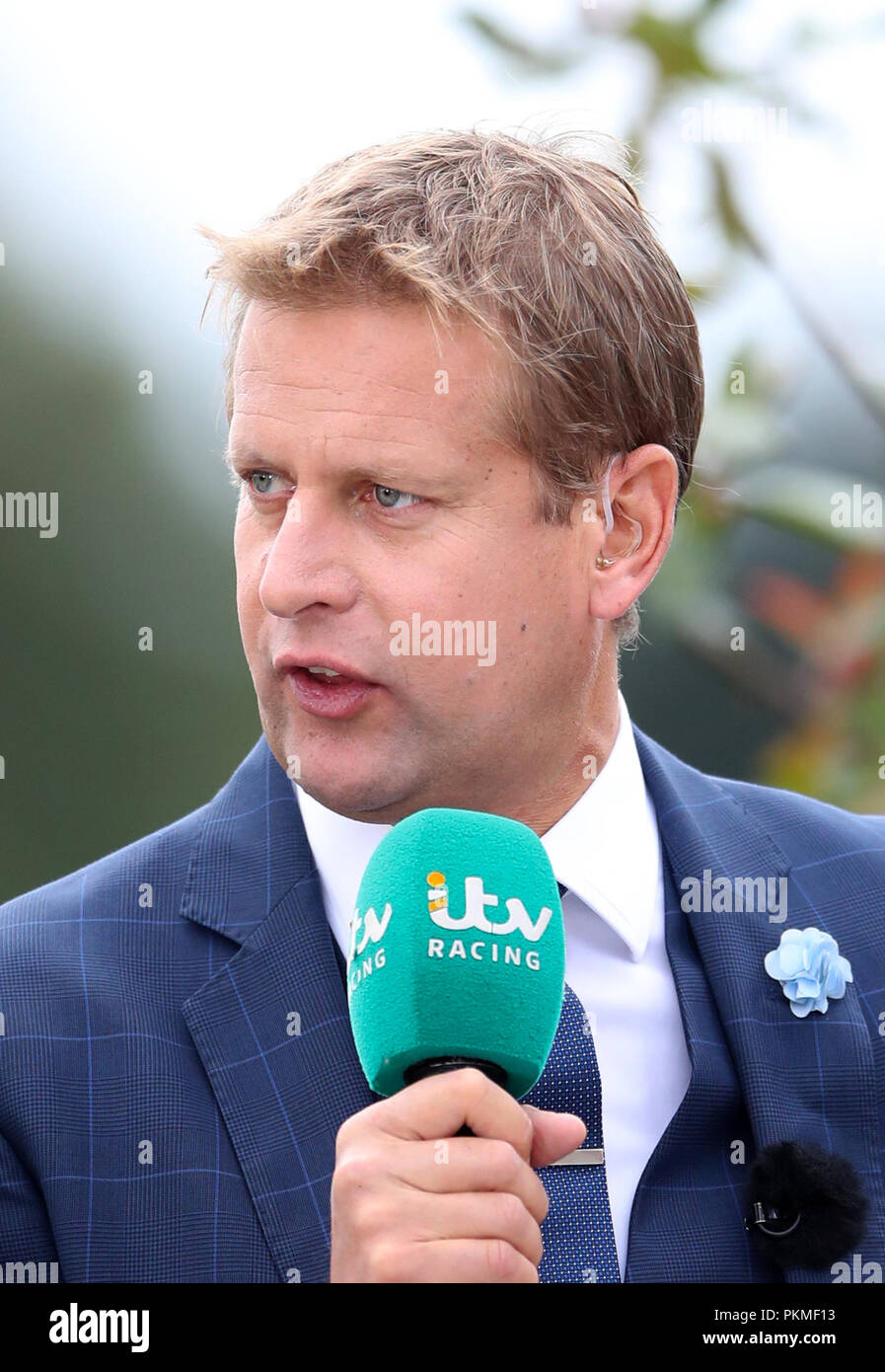 ITV Racing presenter Ed Chamberlin Stock Photo - Alamy