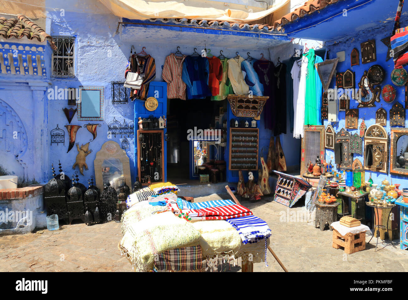 Small craft business in the medina of Chefchaouen, Morocco Stock Photo ...