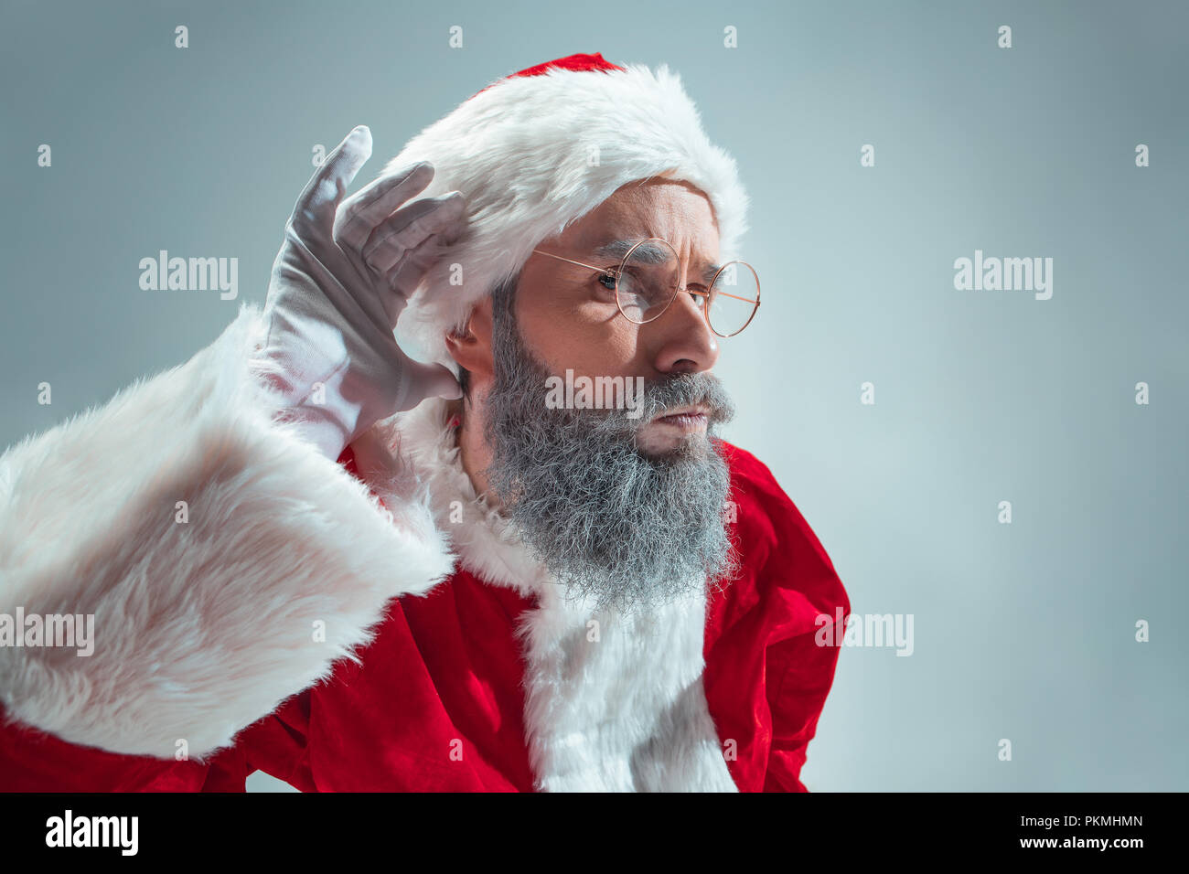 Eavesdropping concept hi-res stock photography and images - Alamy
