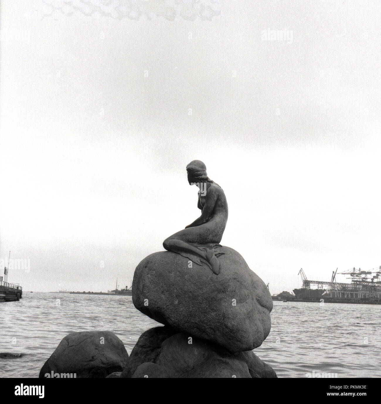 Hans christian andersen character hi-res stock photography and images ...