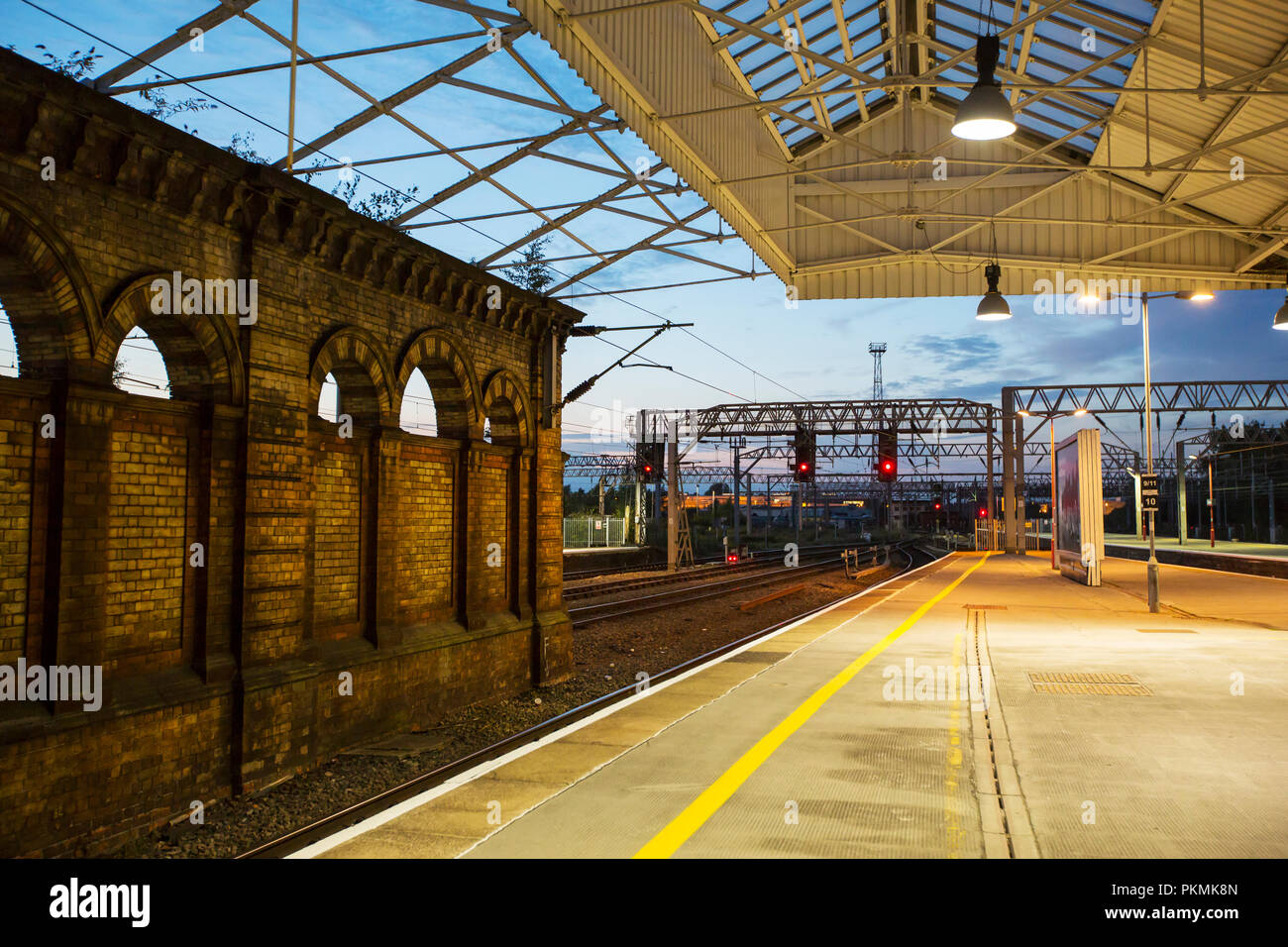 Crewe Railway station at dusk, Cheshire, UK Stock Photo - Alamy