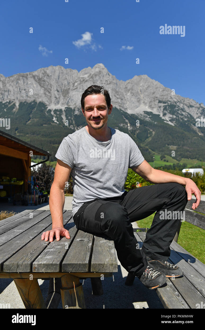 Bergretter hi-res stock photography and images - Alamy