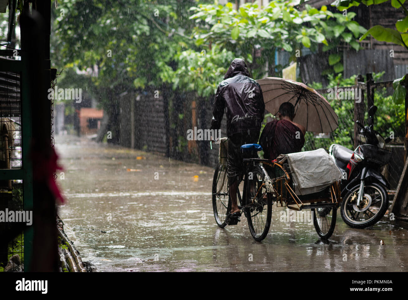 Sittwe, Myanmar. 4th Sep, 2018. A buddist monk takes a ride from a ...
