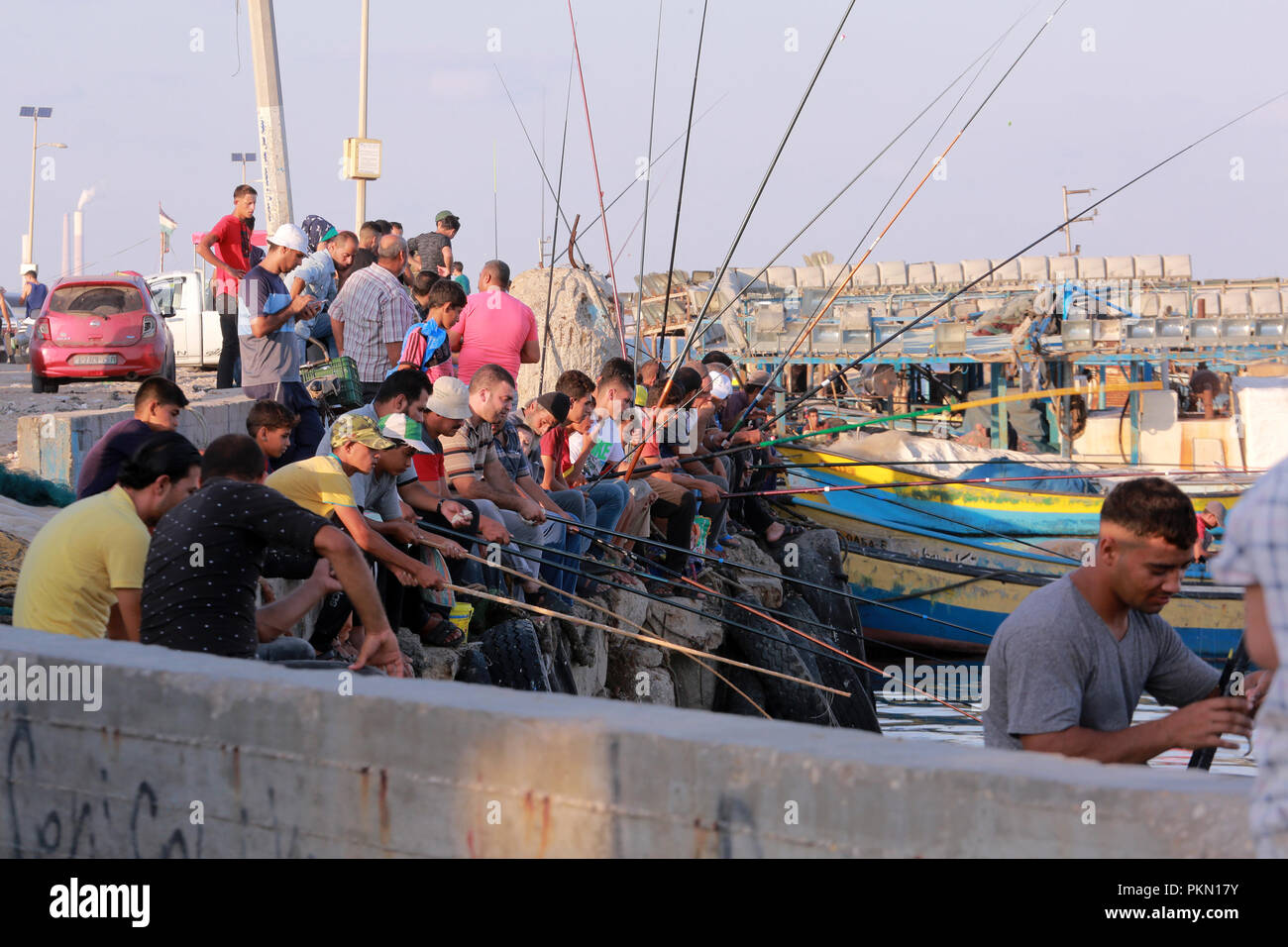 Gaza City, The Gaza Strip, Palestine. 14th Sep, 2018. Palestinians ...