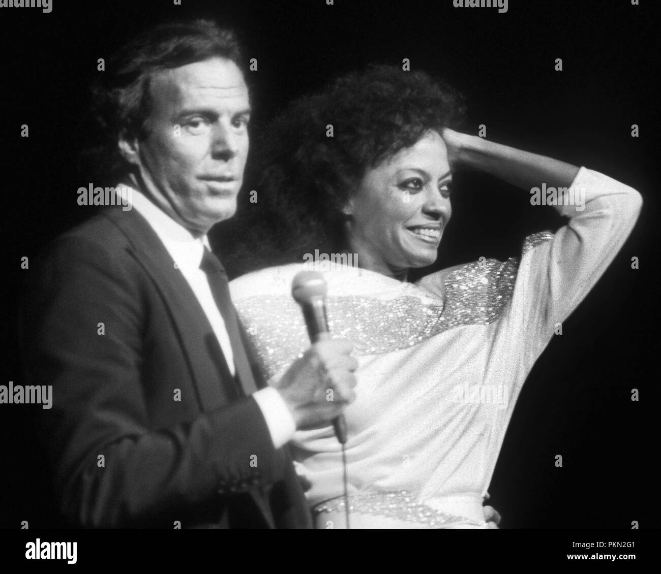 Julio Iglesias Diana Ross 1982 Photo By Adam Scull/PHOTOlink. Photo via ...