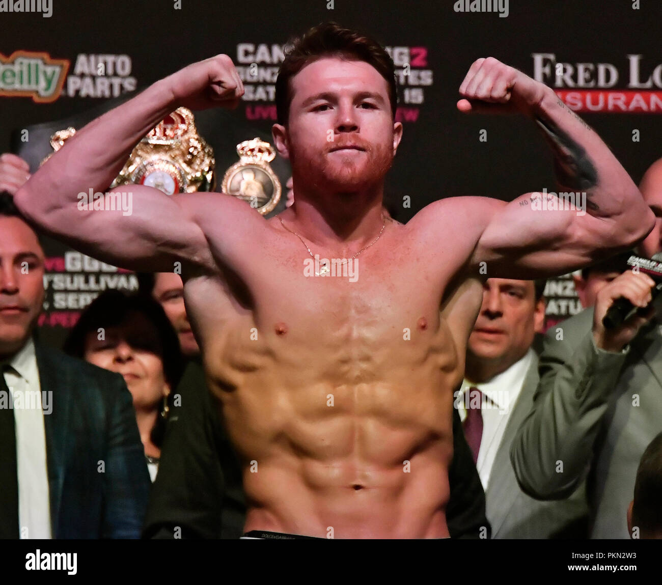 Canelo alvarez gennady golovkin hi-res stock photography and images - Alamy