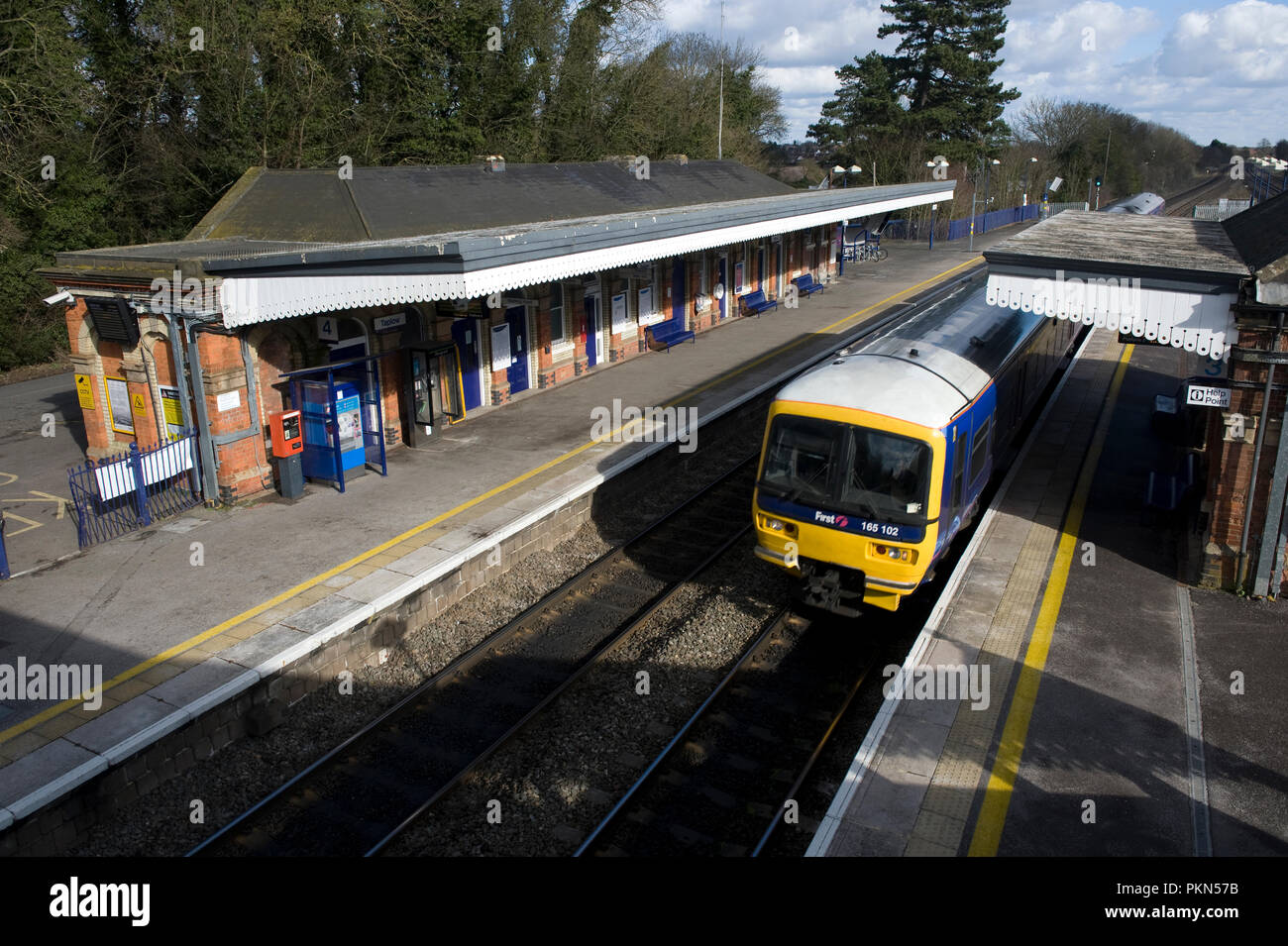 Taplow railway station hi-res stock photography and images - Alamy