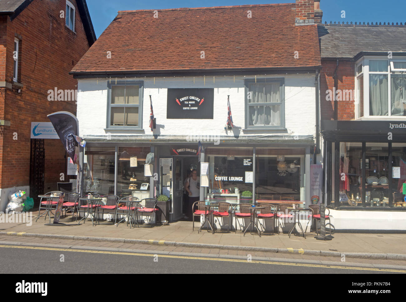 Lymington hampshire house hi-res stock photography and images - Alamy