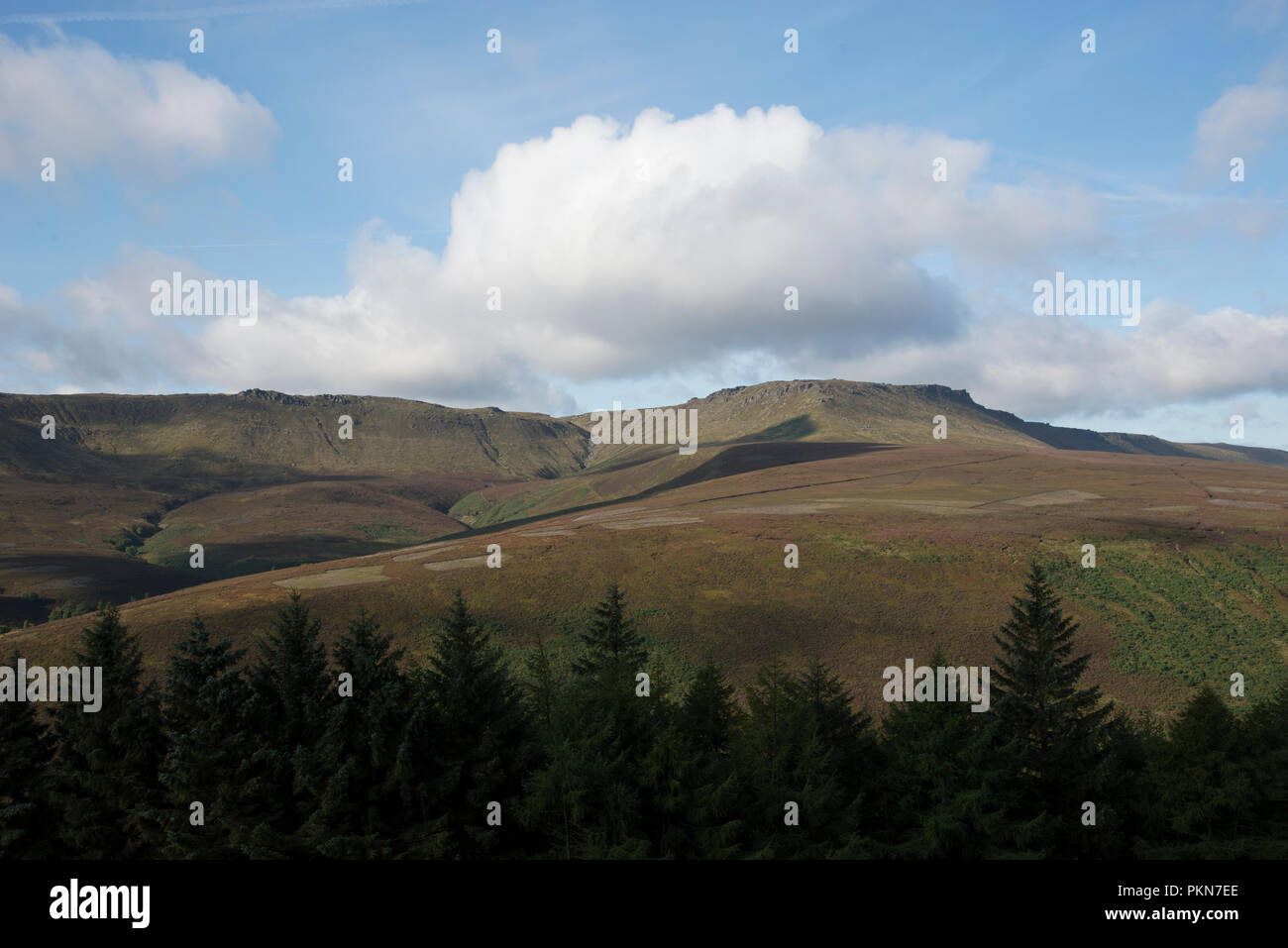 Moorland landscape beside the Snake Pass between Glossop and Bamford ...