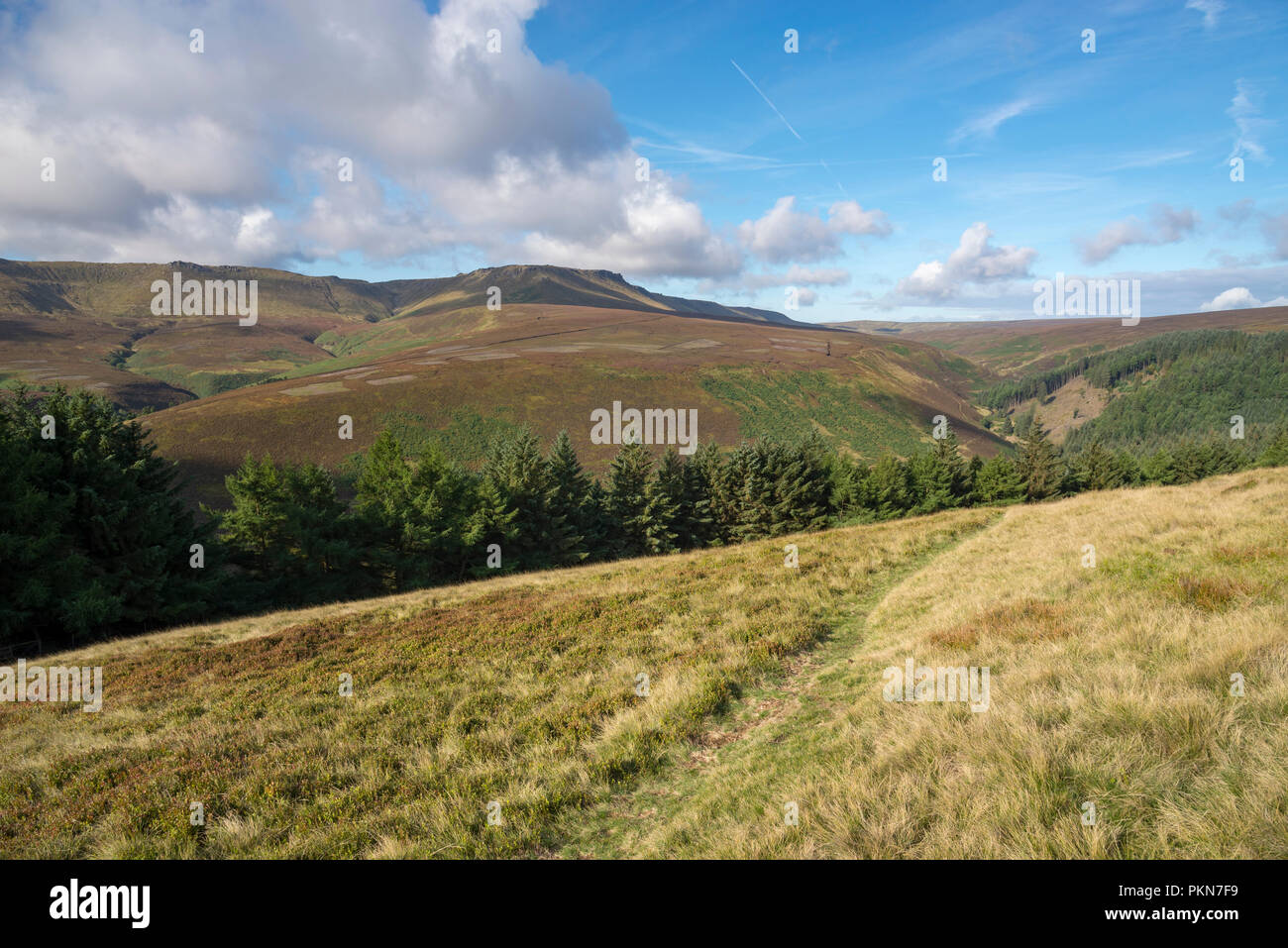 Moorland landscape beside the Snake Pass between Glossop and Bamford ...
