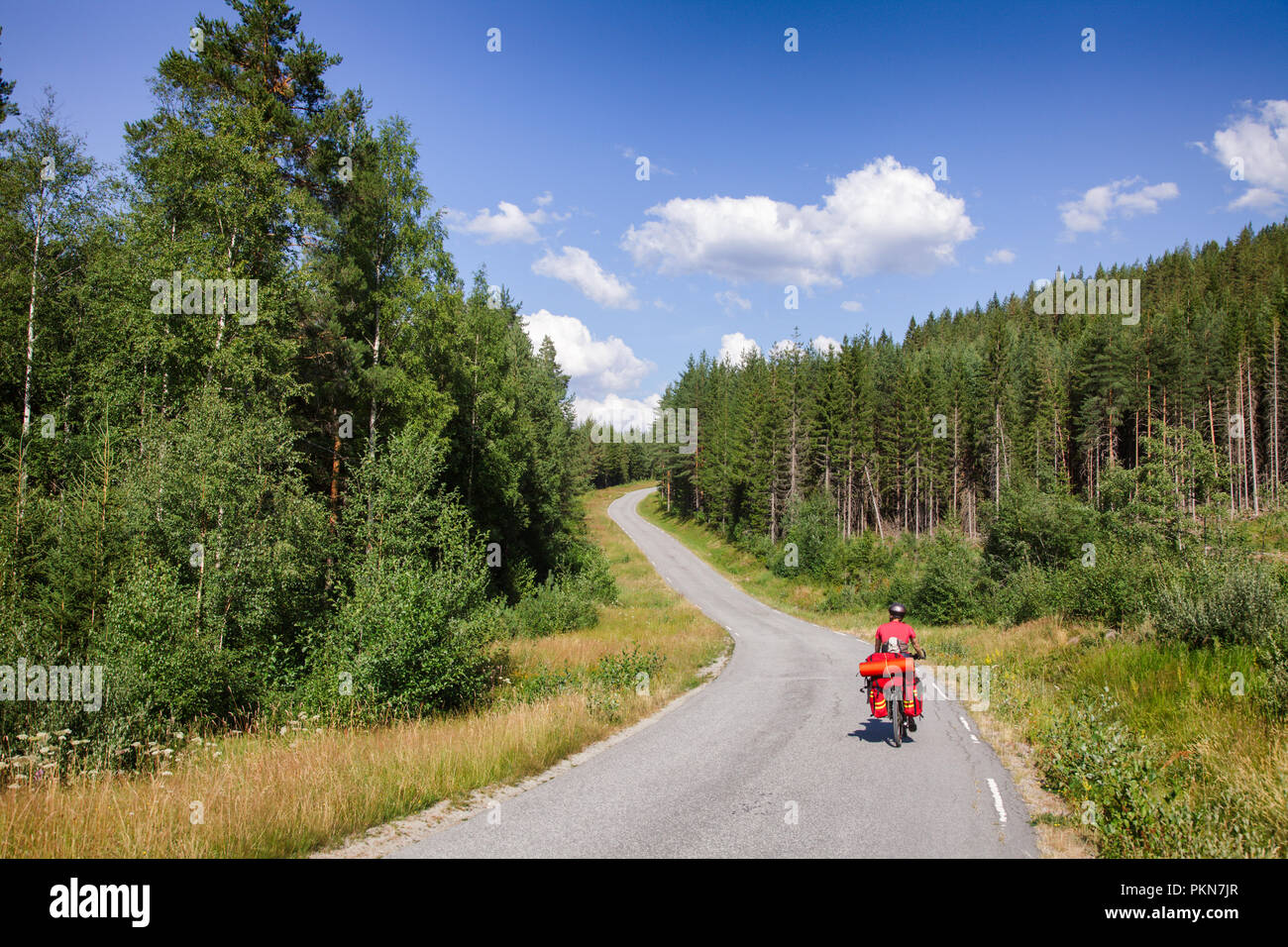 Trekking cycle hi-res stock photography and images - Alamy