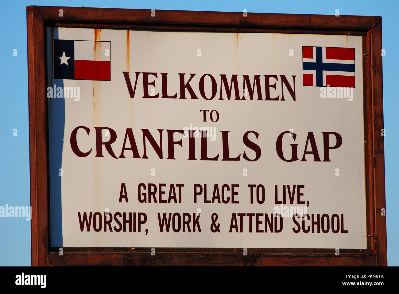 Small town welcome sign in Cranfills Gap Texas Stock Photo - Alamy