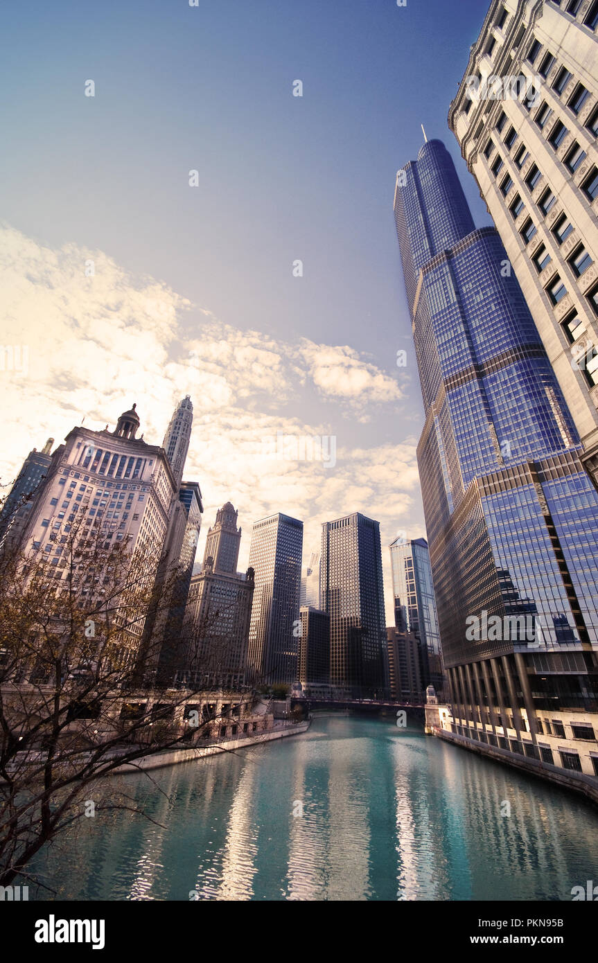 Chicago metropolitan hi-res stock photography and images - Alamy