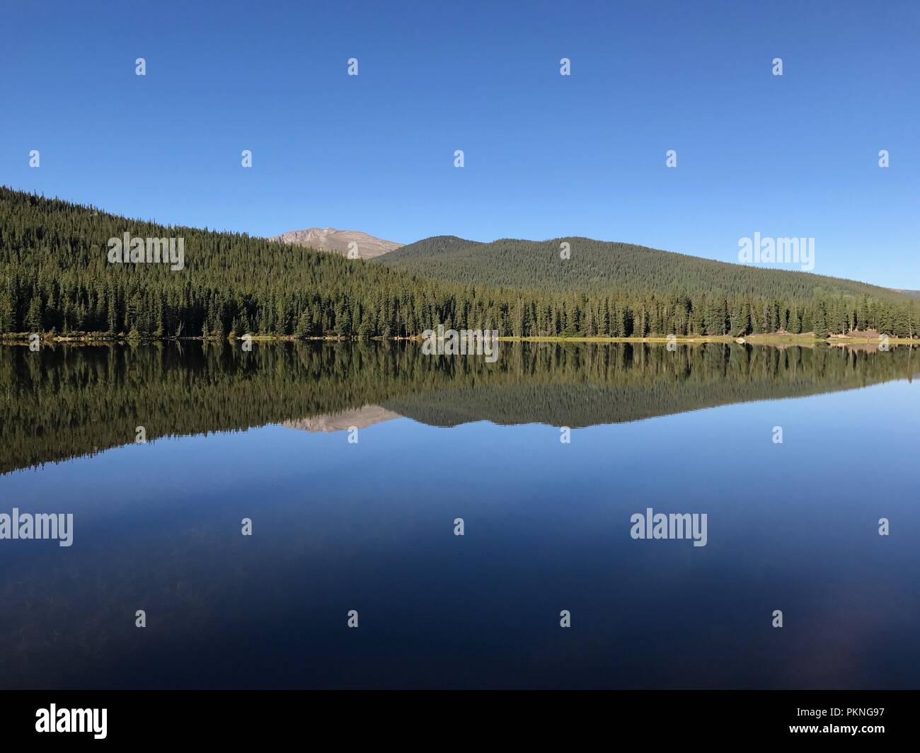 Reflection hike scenic hi-res stock photography and images - Alamy
