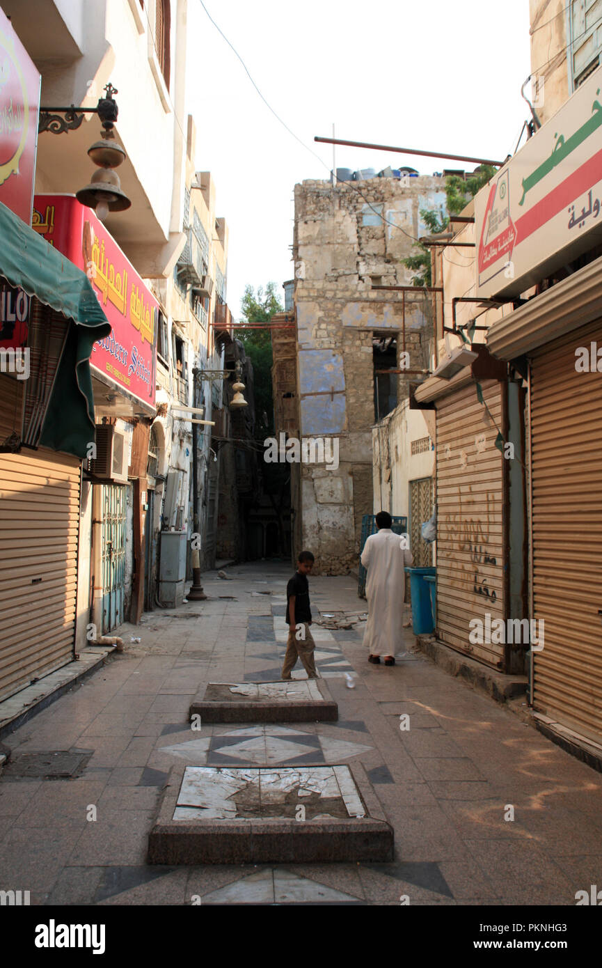 Souk jeddah saudi arabia hi-res stock photography and images - Alamy